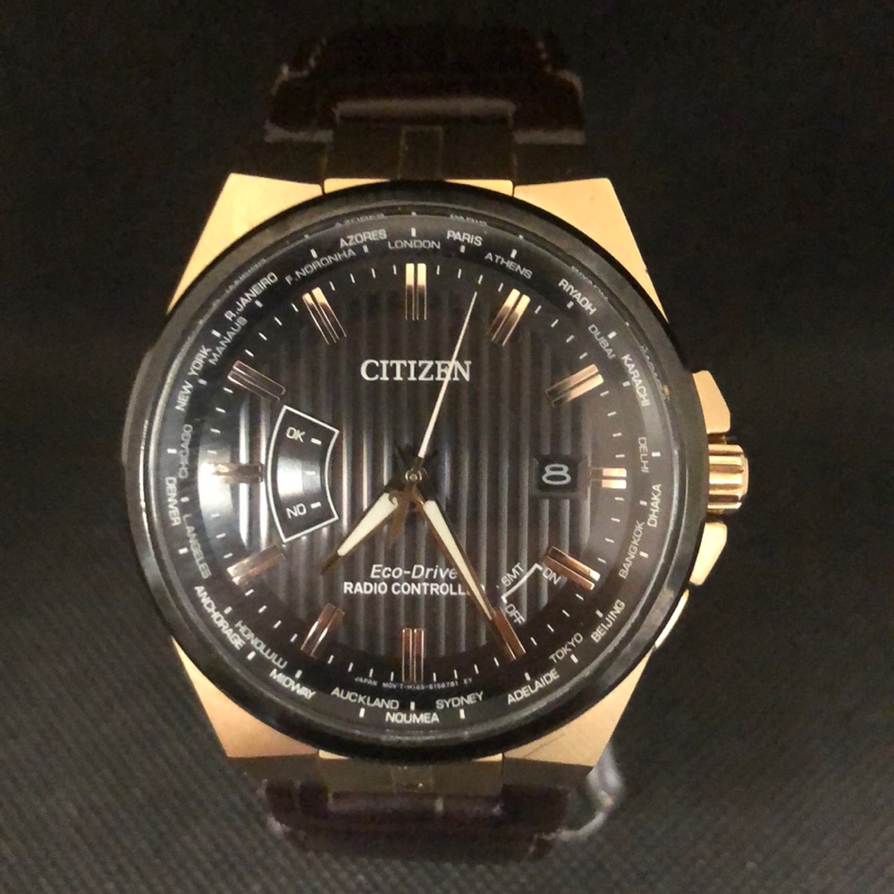 Citizen Eco-Drive Men Solar Yg Plated Leather - Gem